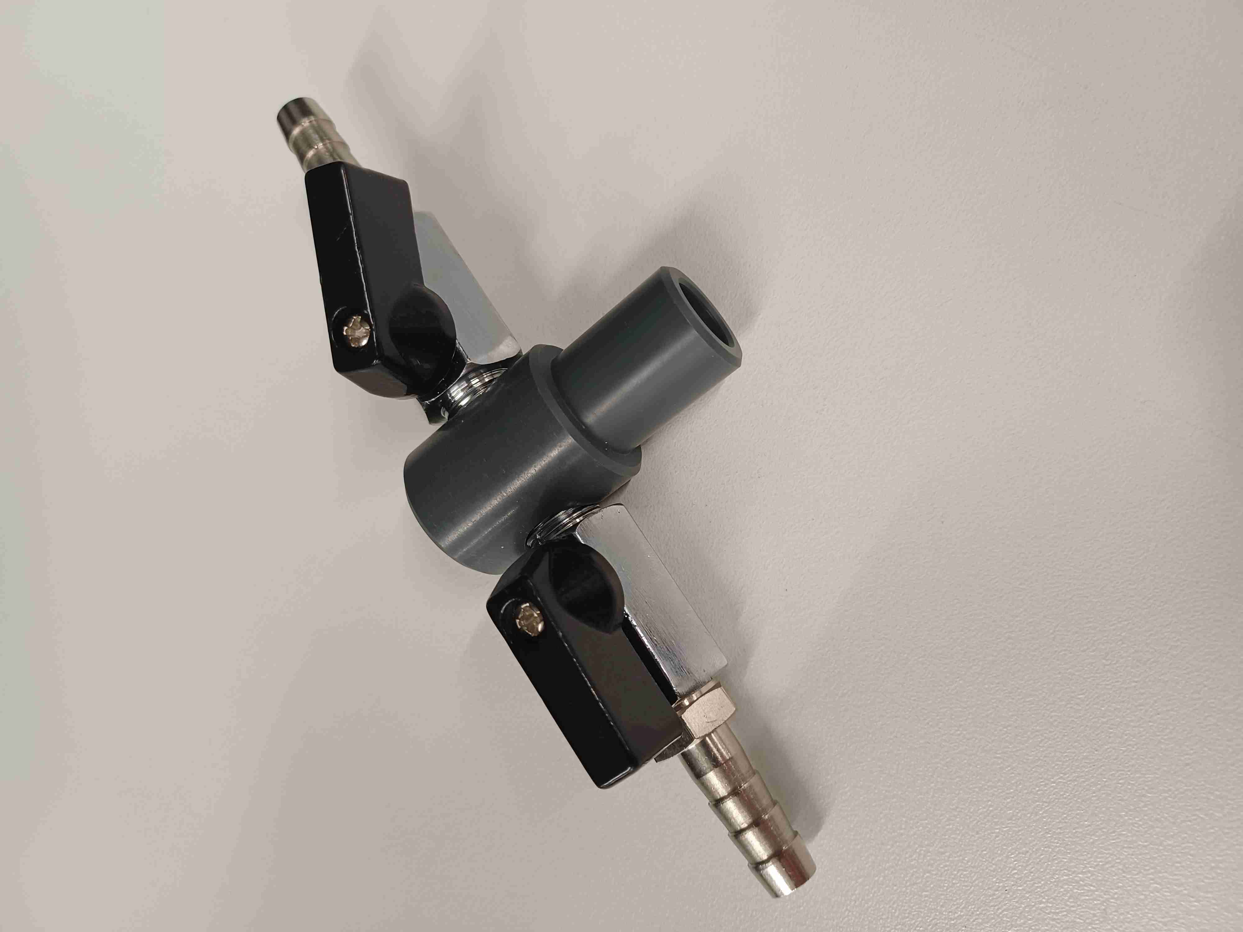 2 Way 8mm Air Tap | Burtons